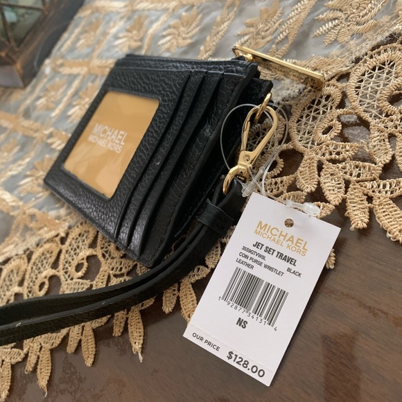Michael Kors | Bags | Beautiful Mk Coin Purse Wirstlet | Poshmark